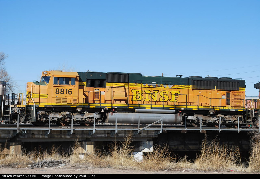 BNSF 8816